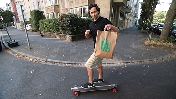 Reusability of paper bags promoted by third European Paper Bag Day ...