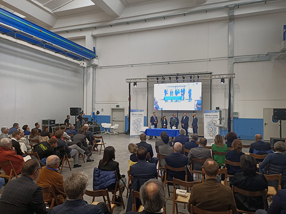 Alpla succede a Euromac