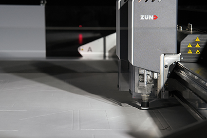 Zünd redefines the standards with the new Q-Line with BHS180